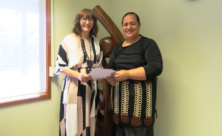 New Zealand High Commissioner presents NZ$7 million to Tropical Cyclone ...